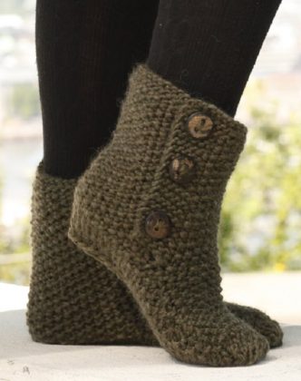 14 DIY Crochet Shoes With Free Patterns And Tutorials - Crocht