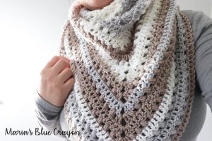 15 Easy Crochet Triangle Scarf Pattern For Beginners! - Crocht
