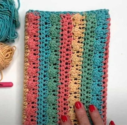 16 Amazing Crochet Book Cover Patterns - Crocht