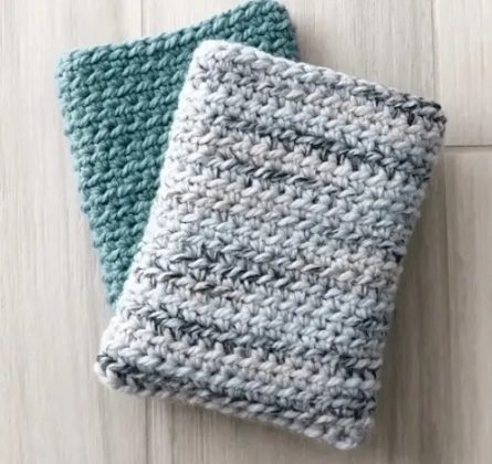 16 Amazing Crochet Book Cover Patterns - Crocht