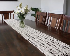18 Free Crochet Table Runner Patterns - Crocht