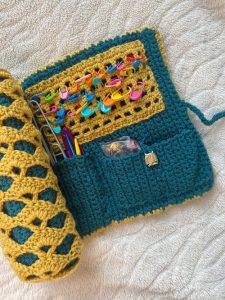 12 Crochet Tool Organizer Free Patterns - Crocht