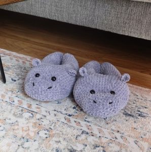 15 Creative Crochet Slippers Free Patterns - Crocht
