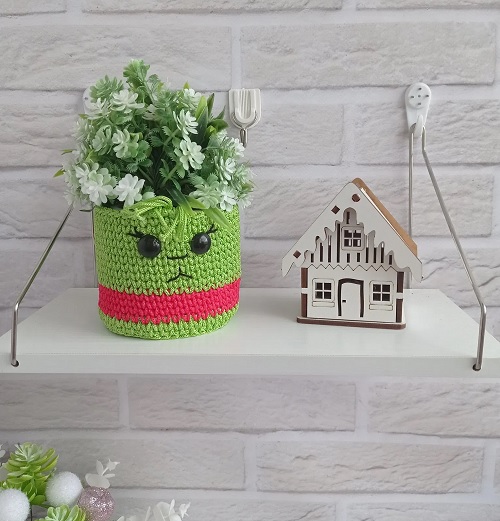 11 Unique Grinch Free Crochet Patterns - Crocht